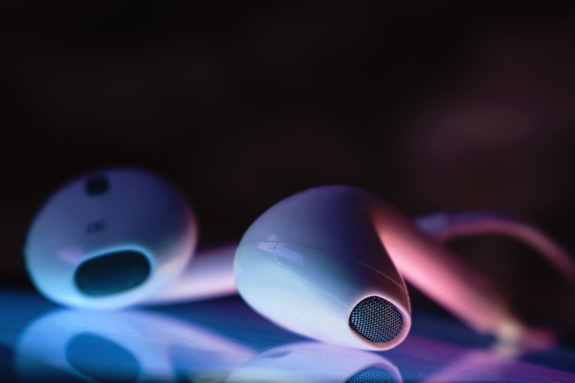 Study: New Zealand music fans shift to streaming but rely on radio ...